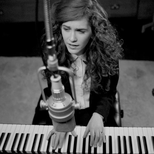 Picture of Rae Morris
