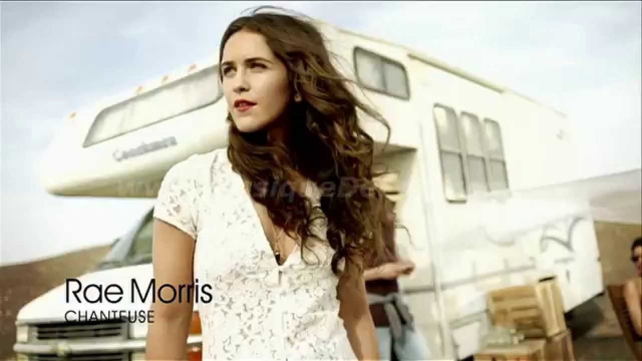 Picture of Rae Morris