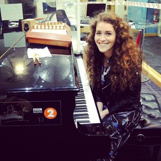 Picture of Rae Morris