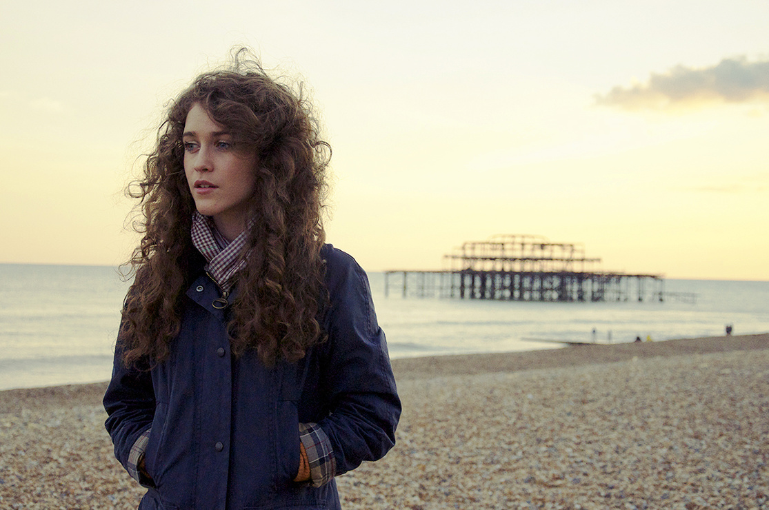 Rae Morris image