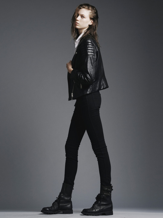 Picture of Hazel Crew