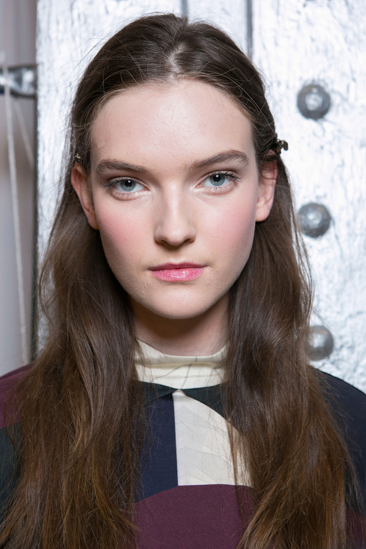 Lucy Evans (model) image