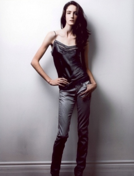 Amanda Laine image