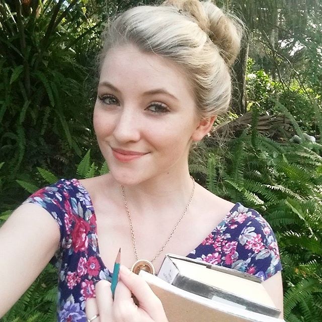 Picture of Lexie Grace Carlson