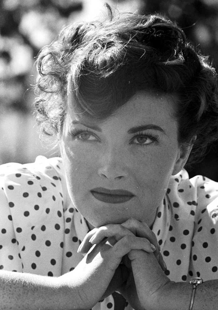 Picture Of Paula Raymond