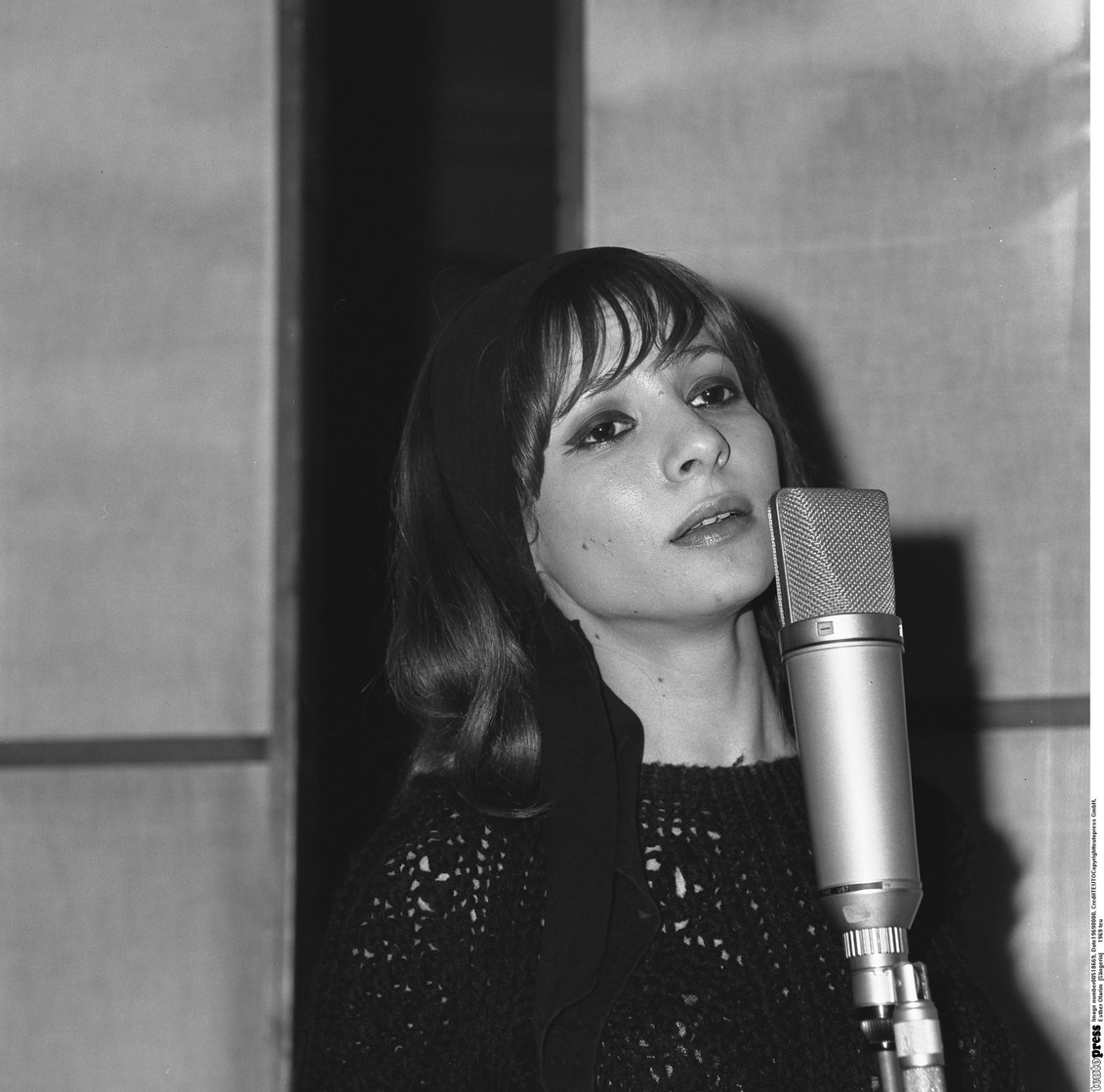 Picture of Esther Ofarim