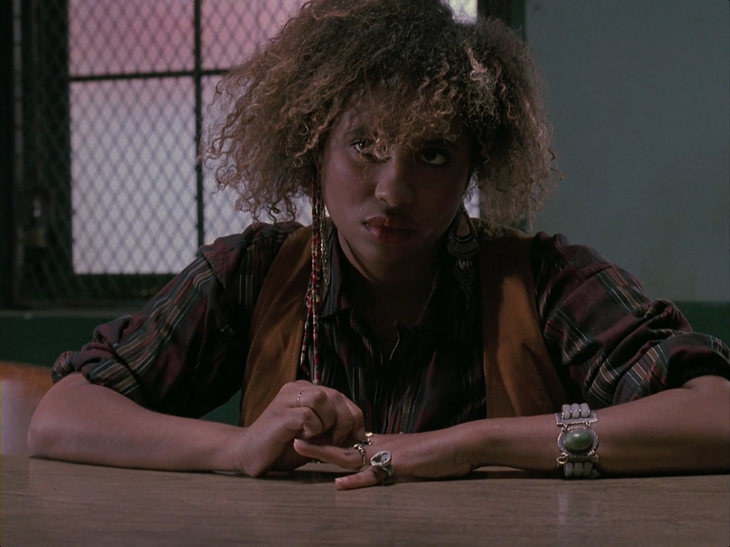 Lisa Nicole Carson picture