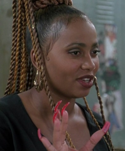 Picture of Lisa Nicole Carson