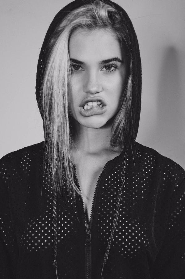 Meredith Mickelson image