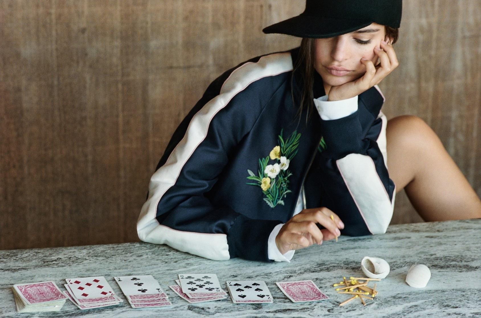 Picture of Emily Ratajkowski