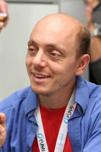 Bernhard Hoëcker picture