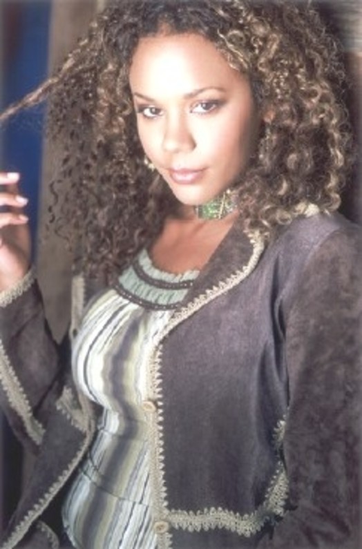 Rachel True image