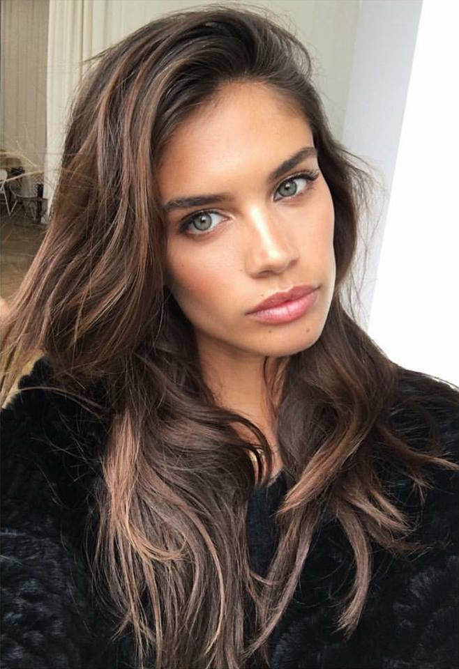 Picture of Sara Sampaio