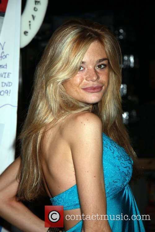 Picture of Ellen Muth