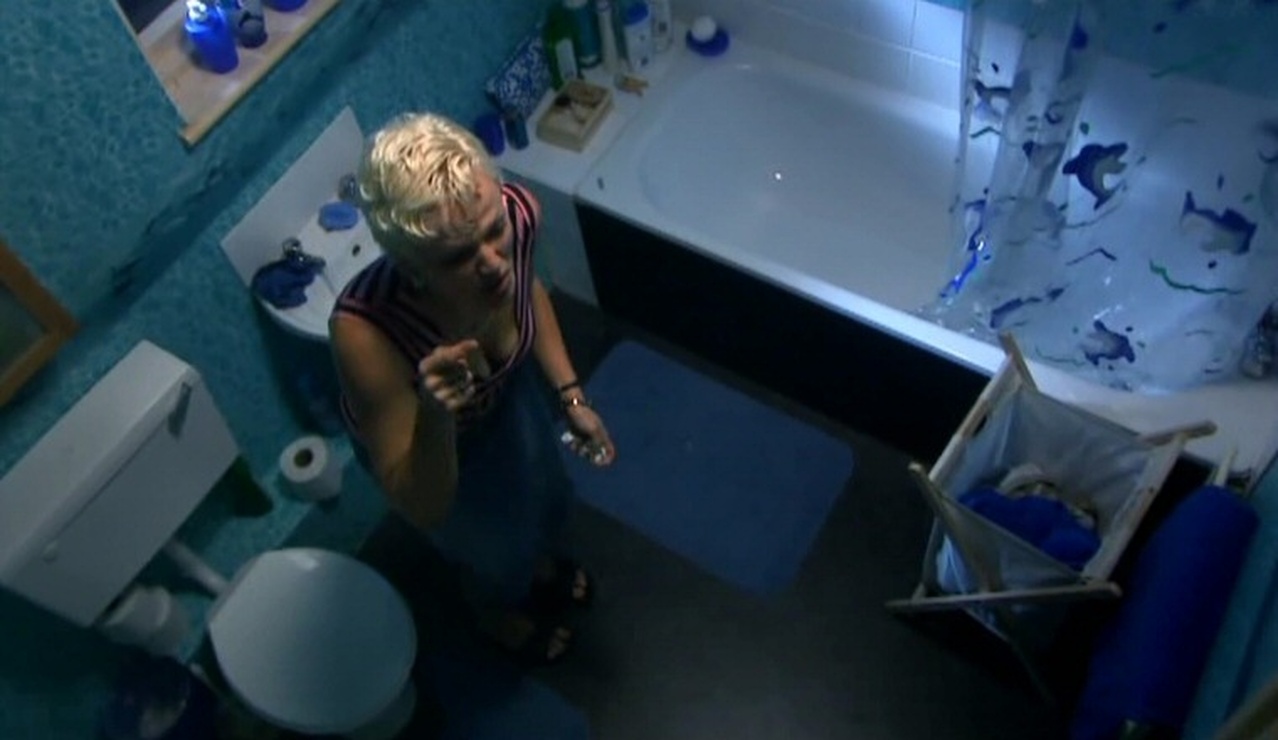 Shameless (UK) picture