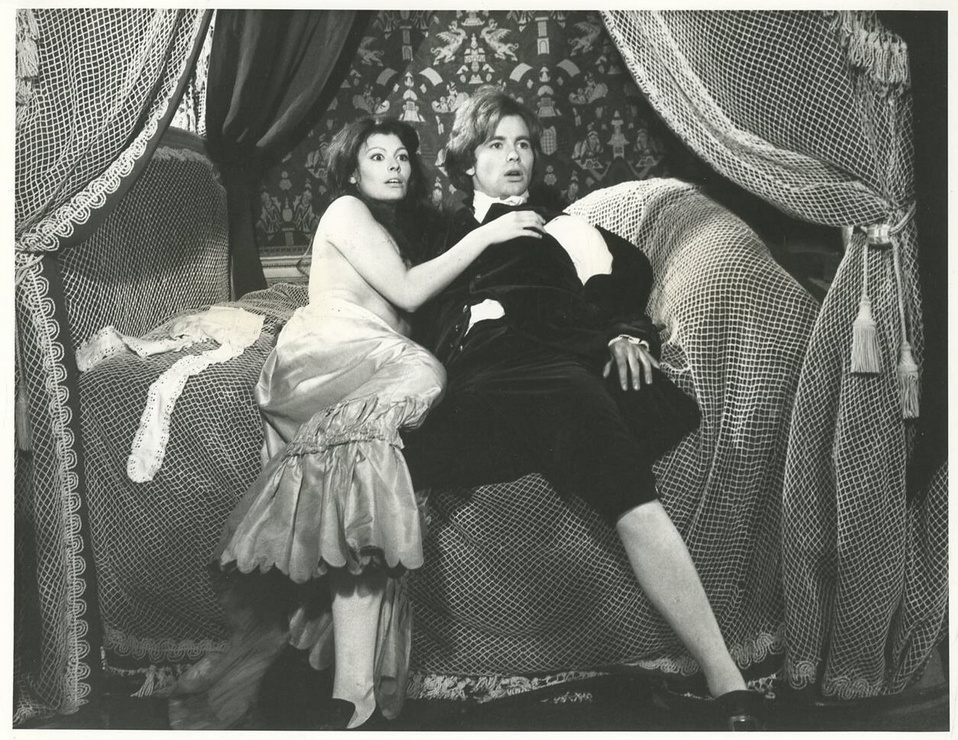 Ann Michelle, Julian Barnes