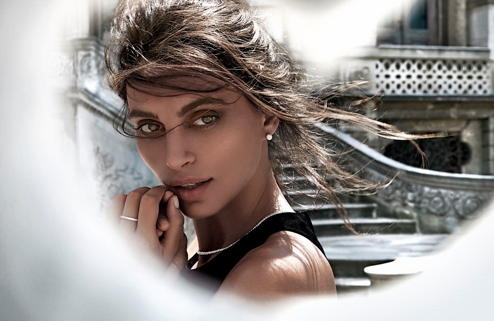 Picture of Catrinel Menghia
