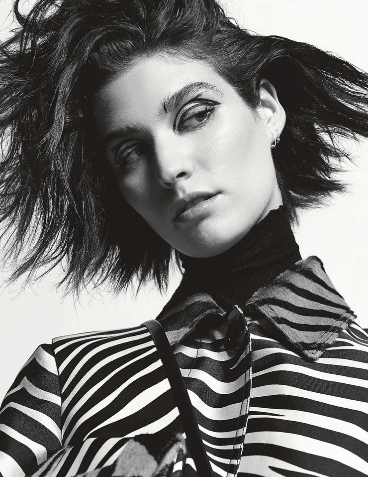 Manon Leloup by Dusan Reljin for Elle Italia Novem