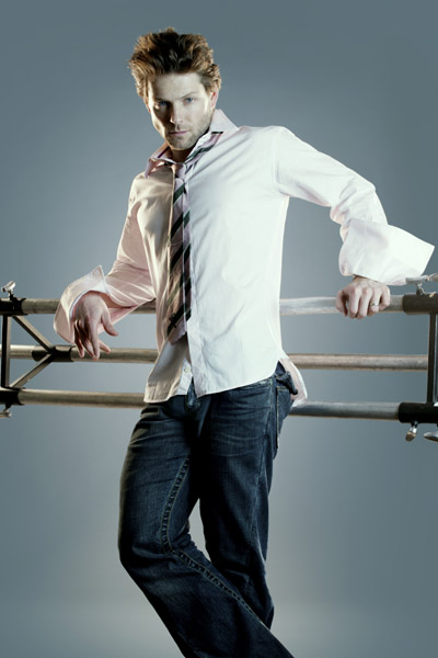 Jamie Bamber image