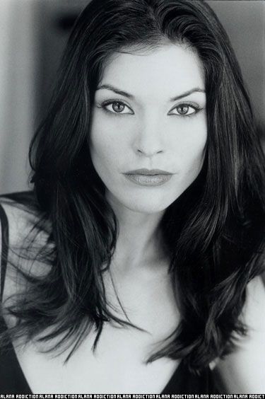 Picture of Alana De La Garza