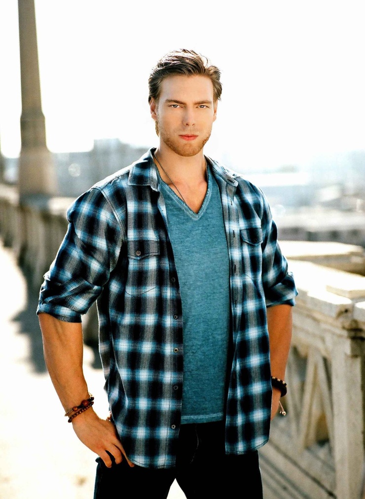Picture of Max Aria