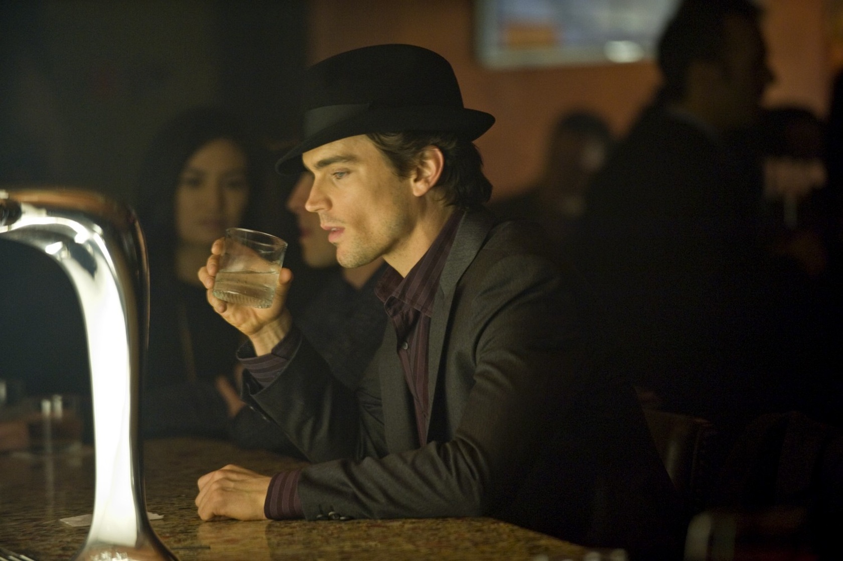 Picture of White Collar