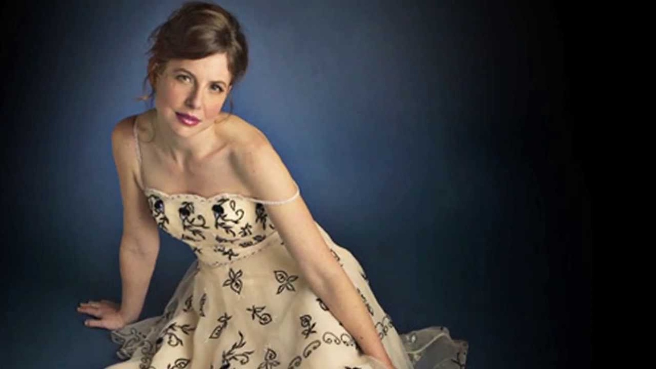 Picture of Robin Weigert