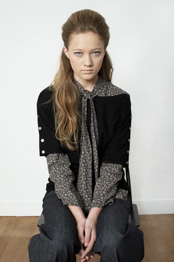 Picture of Zippora Seven