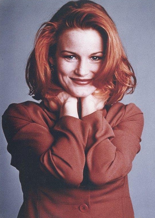 Picture of Laura Leighton