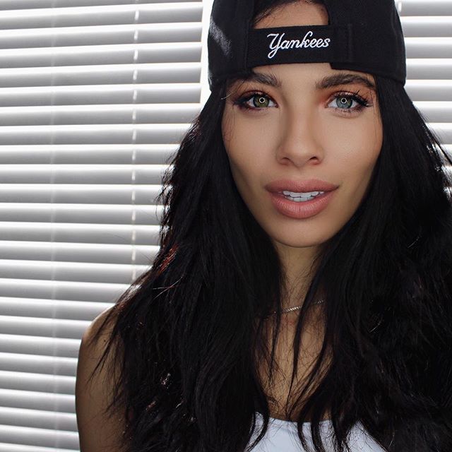 Picture of Sherise Cromwell