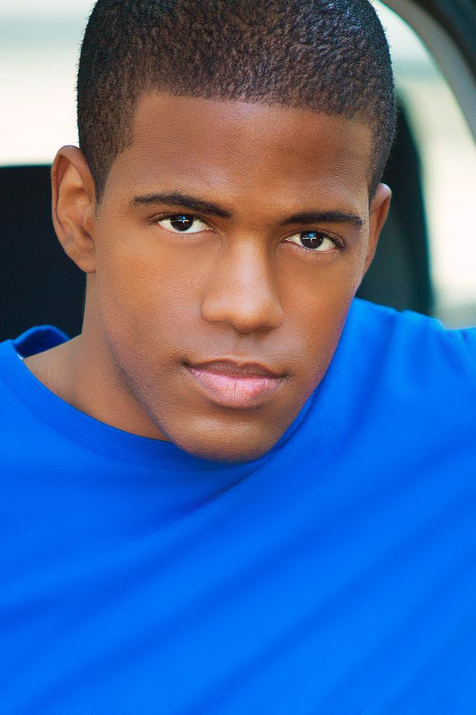 Picture of Dominick Mozee