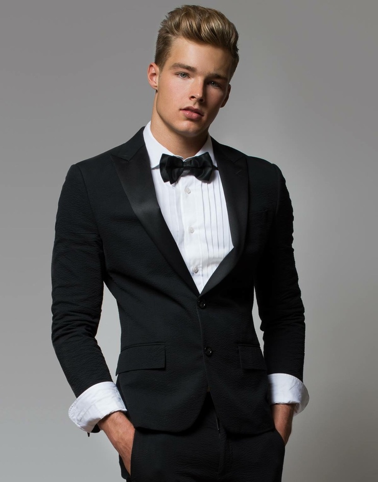 Image of Hugo Mayhew