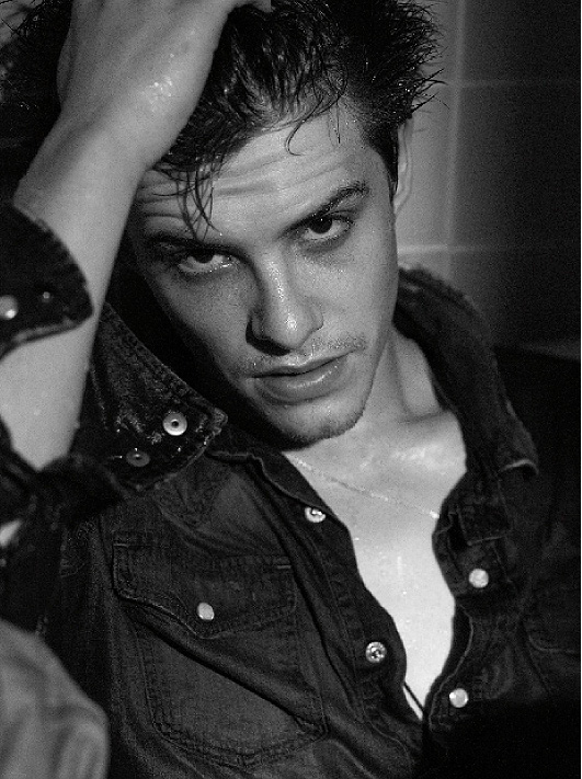 Picture of Xavier Samuel