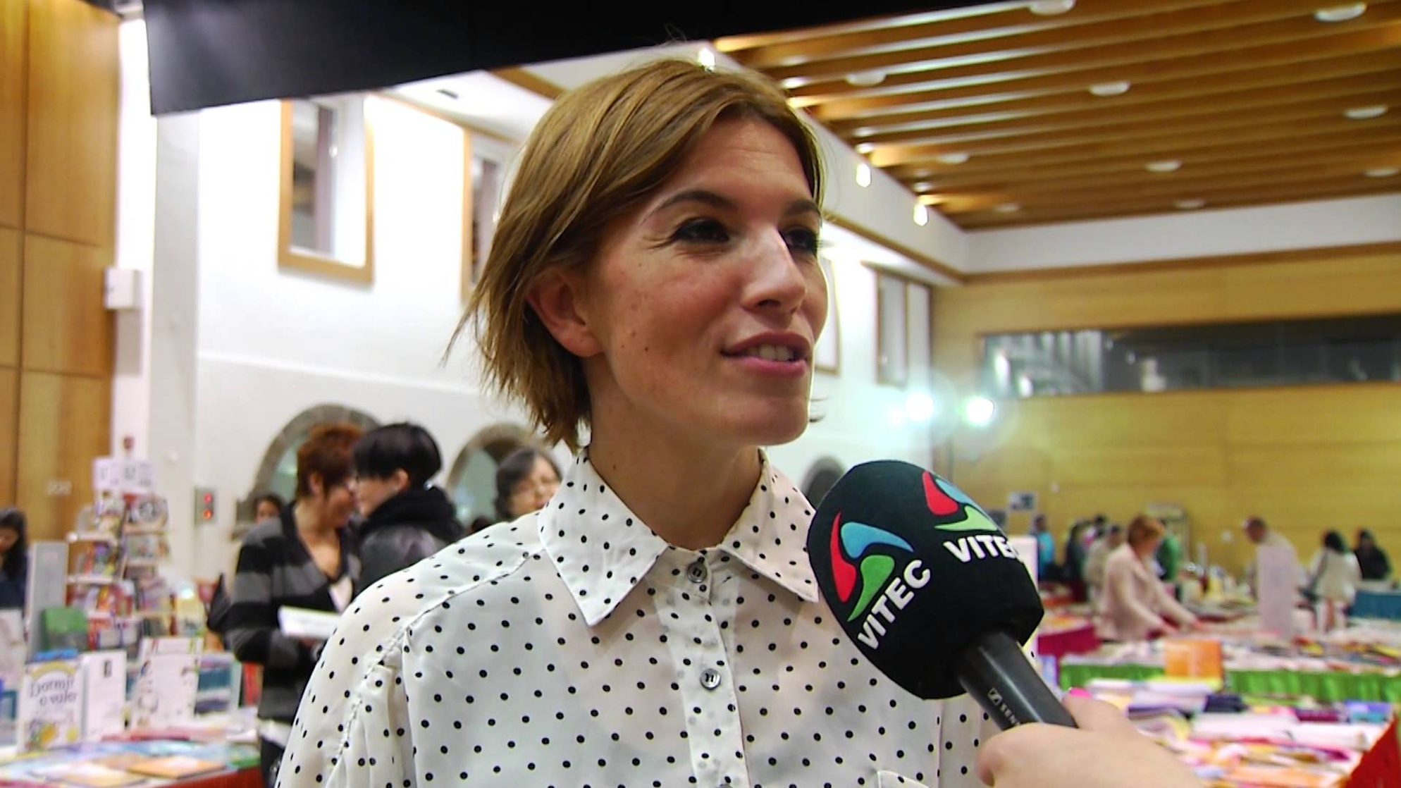 Lúcia Moniz image