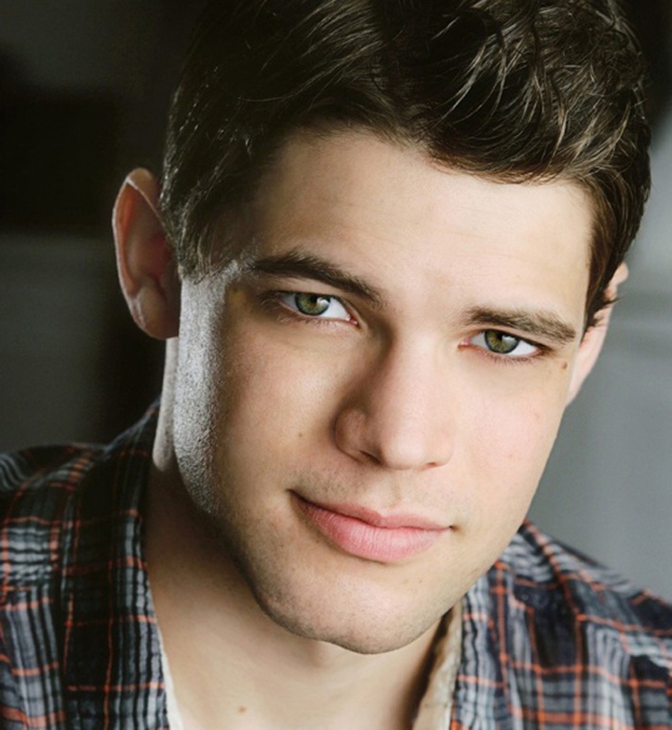 Jeremy Jordan picture