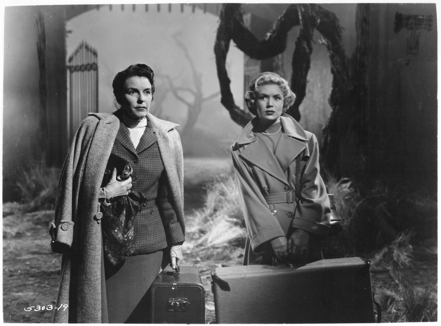 Katherine Emery, Veronica Hurst