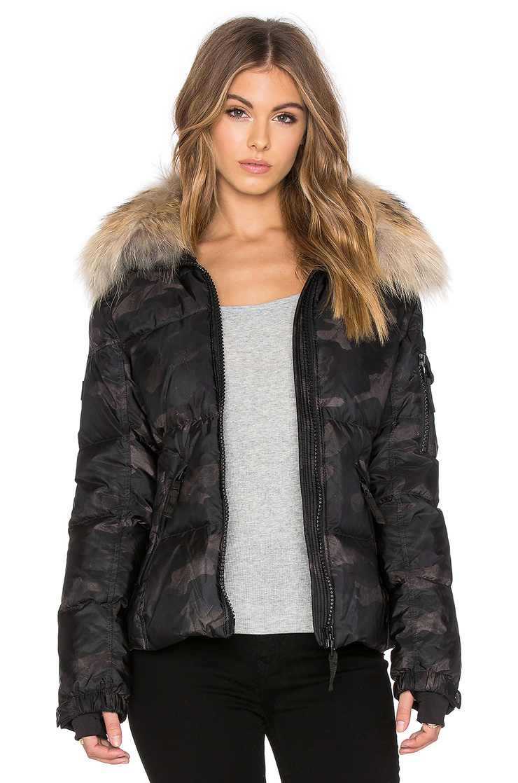 Picture of Carmella Rose