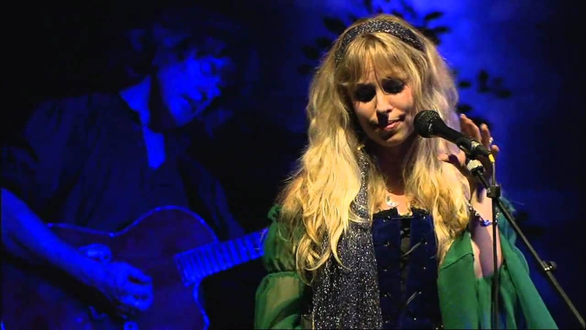Candice Night picture