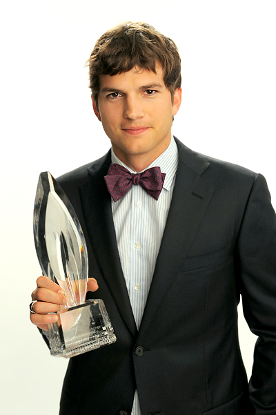 Ashton Kutcher image