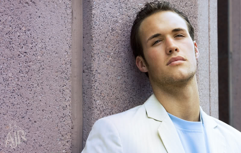 Picture of ROB THWAITES