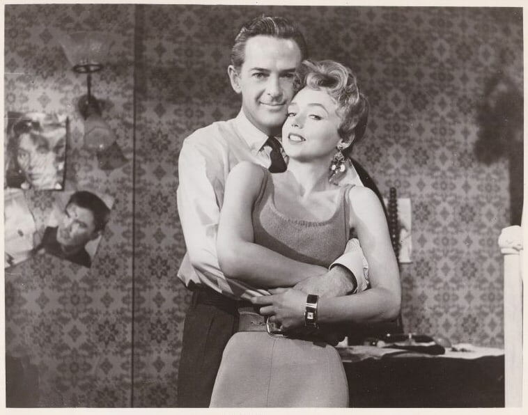 William Hudson, Yvette Vickers