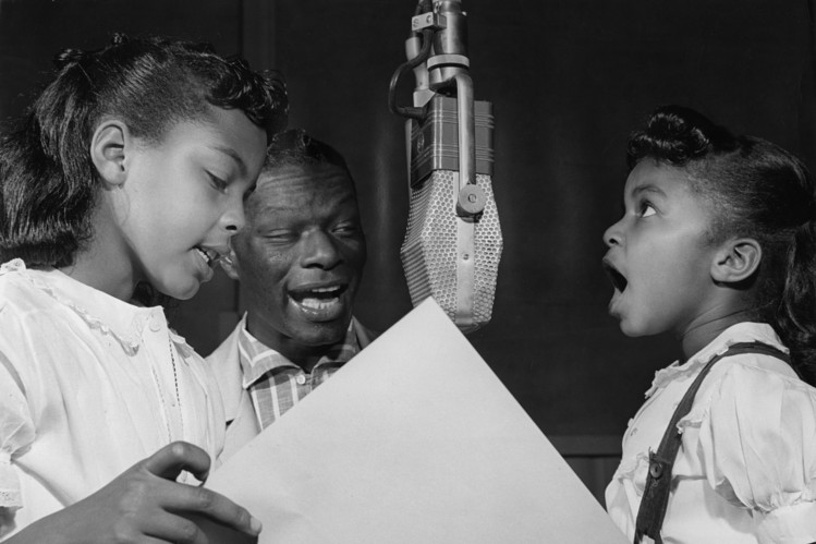 Nat King Cole with daughters Carole & Natalie