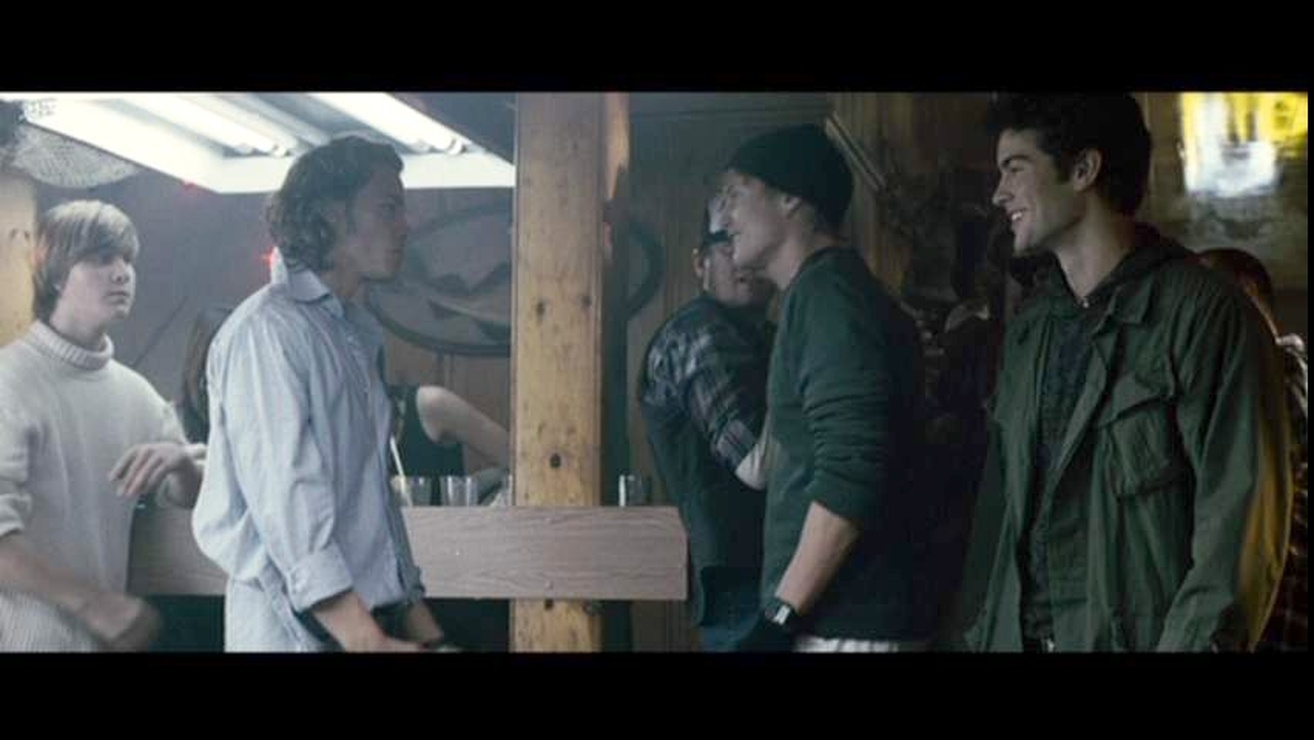 Picture of Toby Hemingway
