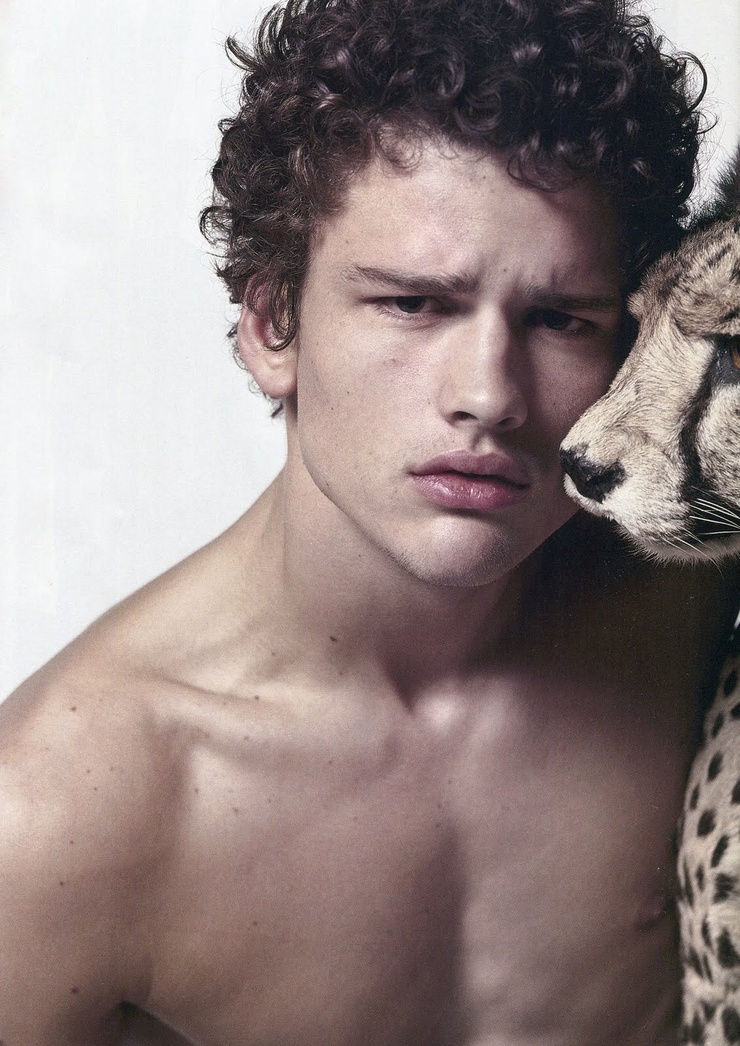 Picture of Simon Nessman