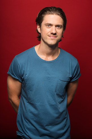 Aaron Tveit picture