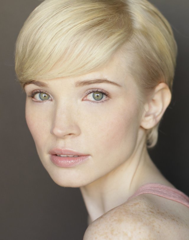 Picture of Elizabeth Olin