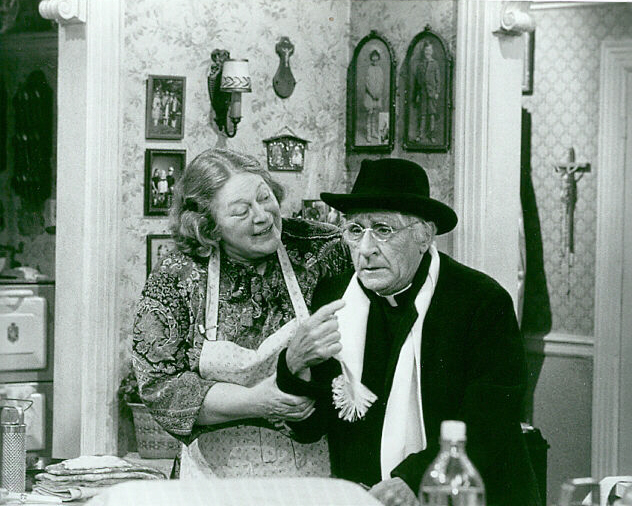 Lila Kaye, Ralph Manza