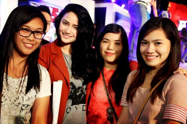 Picture of Arci Muñoz