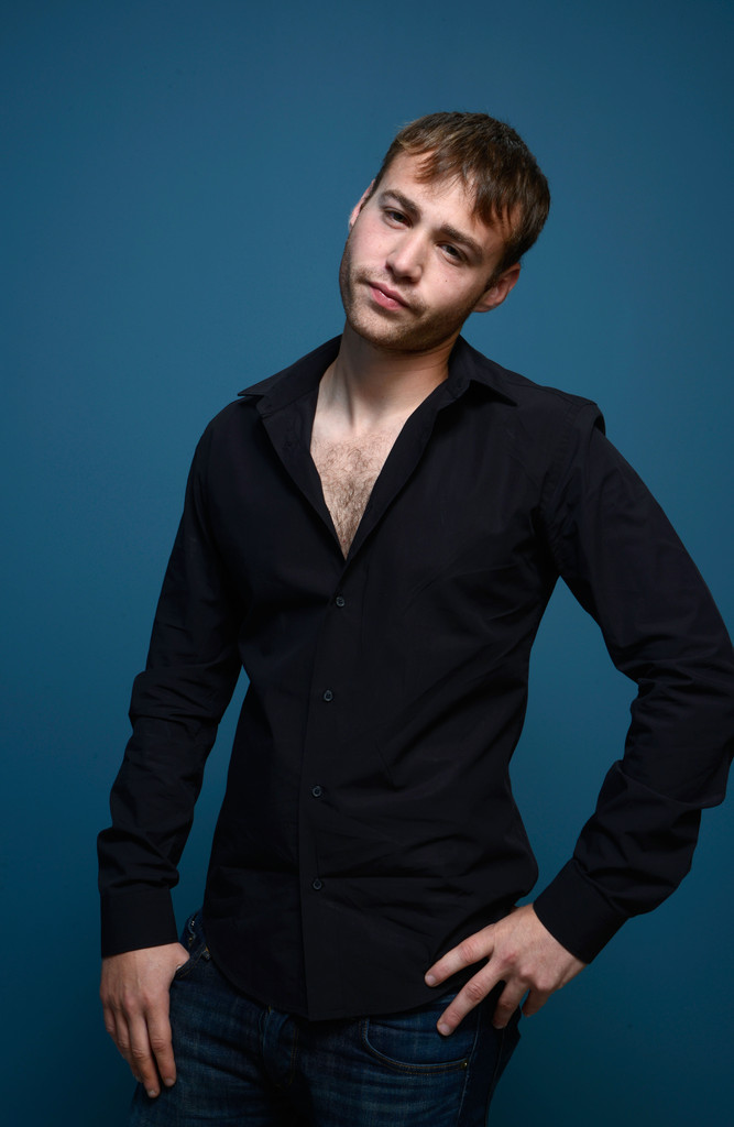 Picture of Emory Cohen