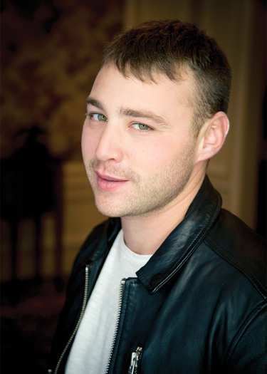 Picture of Emory Cohen